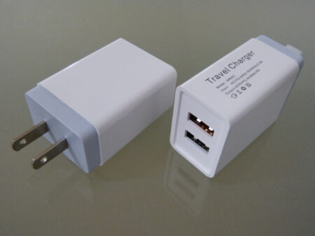 CARGADOR USB GENERICO 5V 2A (DOBLE PUERTO) – Soluciones Portátiles